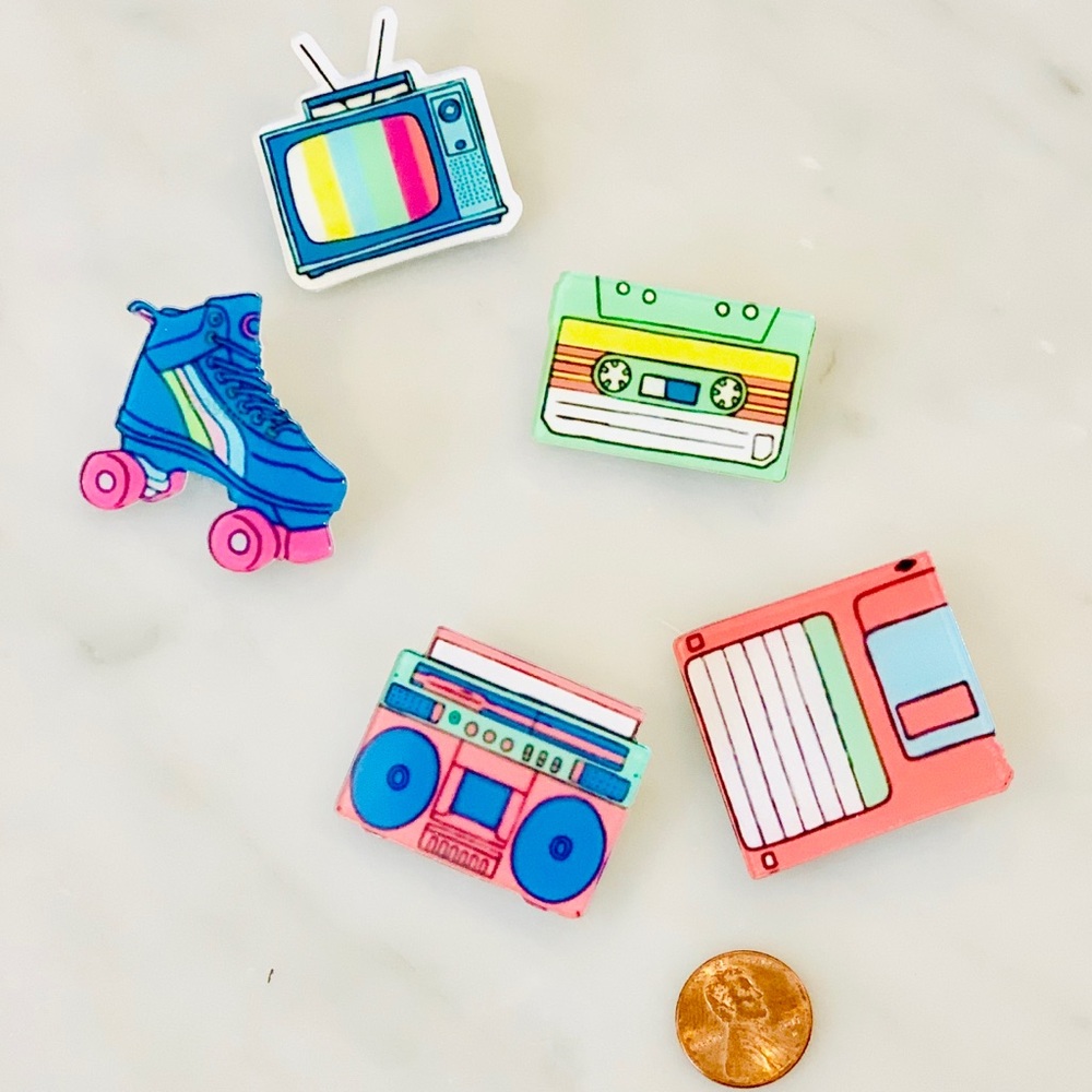 I Dig The 80s/90s: A Handful Of Vintage Pins - Gem